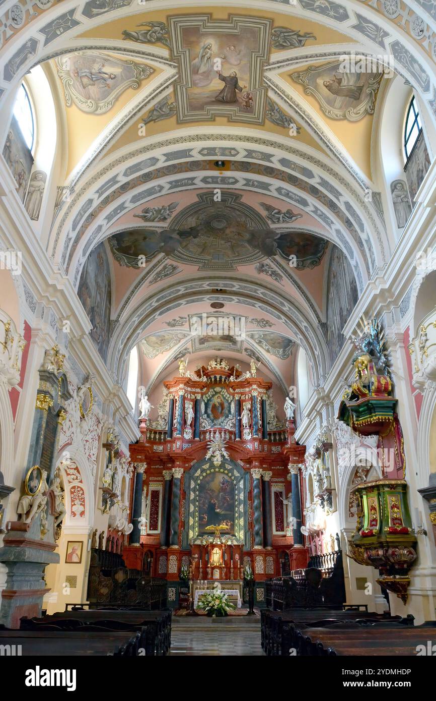 interior, Saint Anthony of Padua church, Kościół rzymskokatolicki św ...
