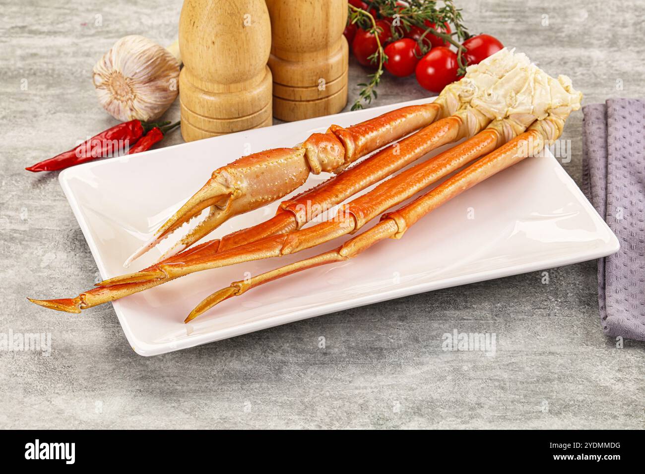 Delicous luxury boiled crab claw legs Stock Photo - Alamy