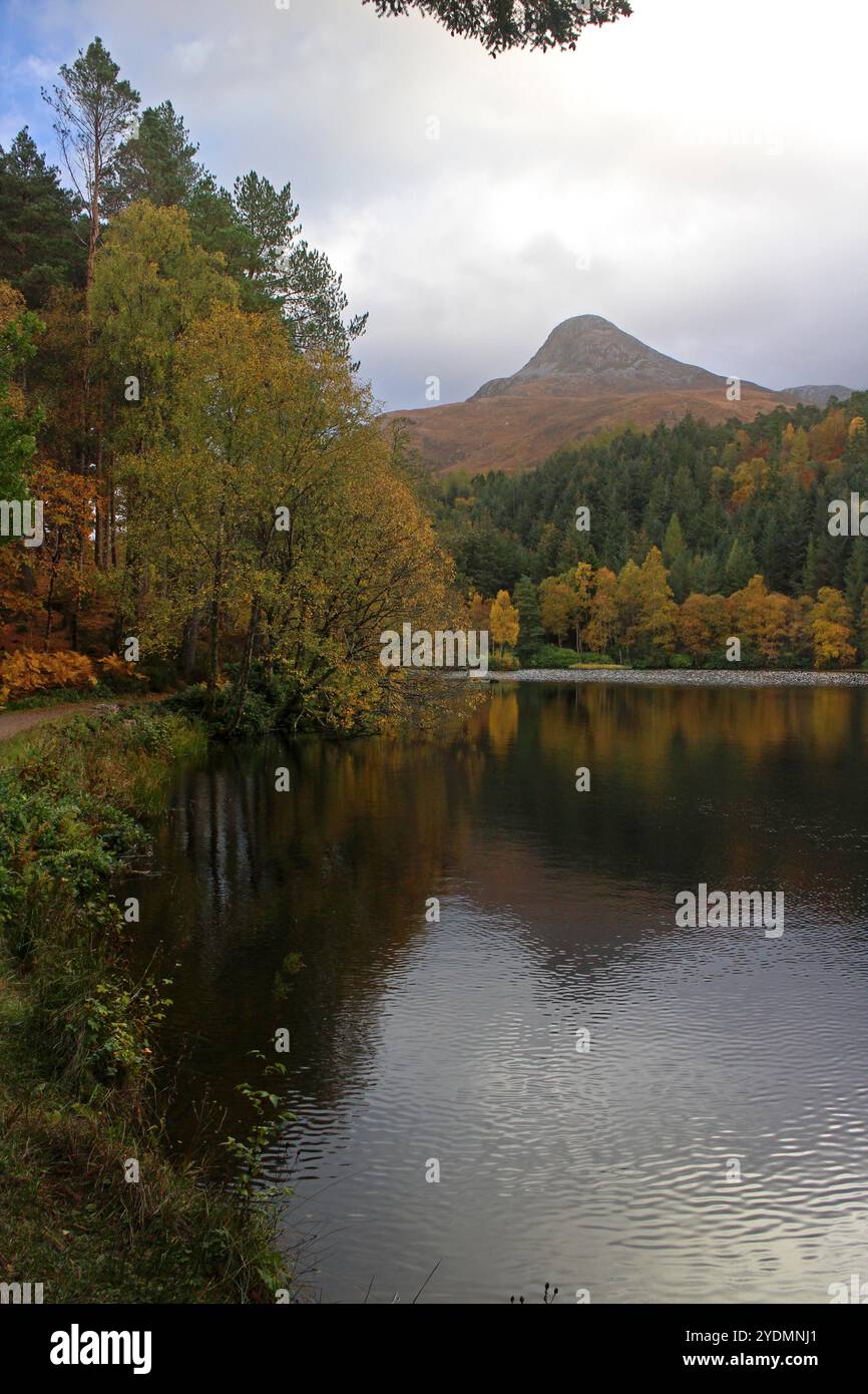 Autumn at Loch Lochan, Glencoe Stock Photo - Alamy
