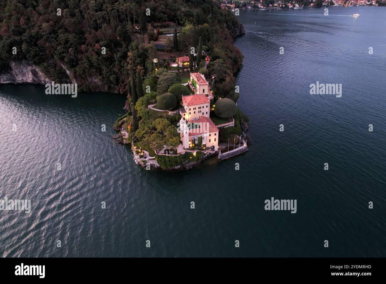 Lake como above varenna sunset hi-res stock photography and images - Alamy