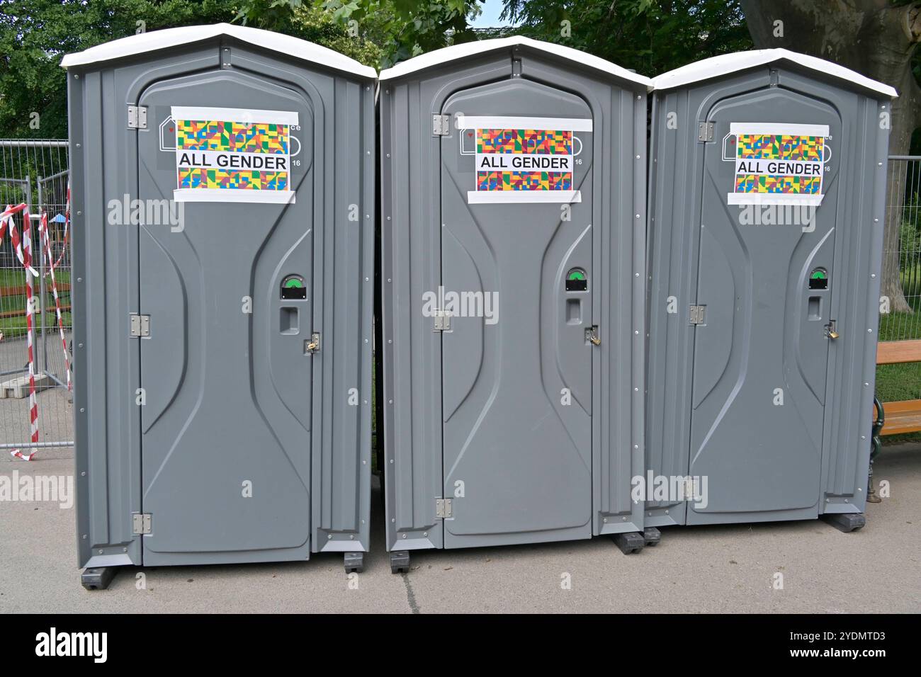 Dixi Klo, Mobile Toilette All Gender, Toilettenkabine, Partyklo ...