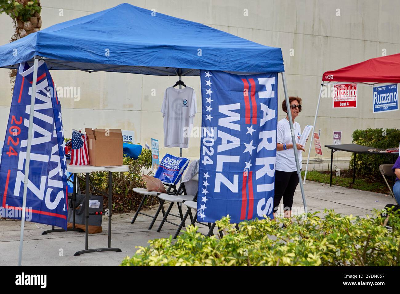 Florida, Broward County, USA. 27th October 2024. Early Voting 2024 ...
