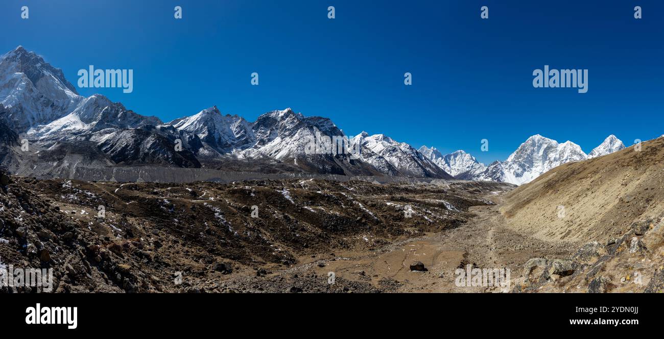 Panorama wide photo of Himalayas mountains in Nepal at Everest Base ...
