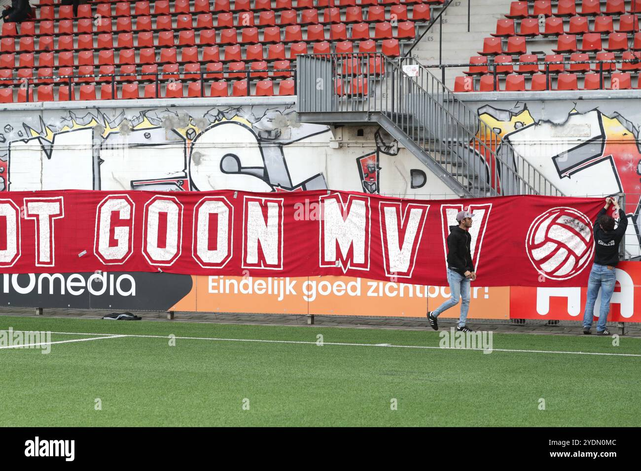 MAASTRICHT, Netherlands. 27th Oct, 2024. football, Dutch Keuken ...