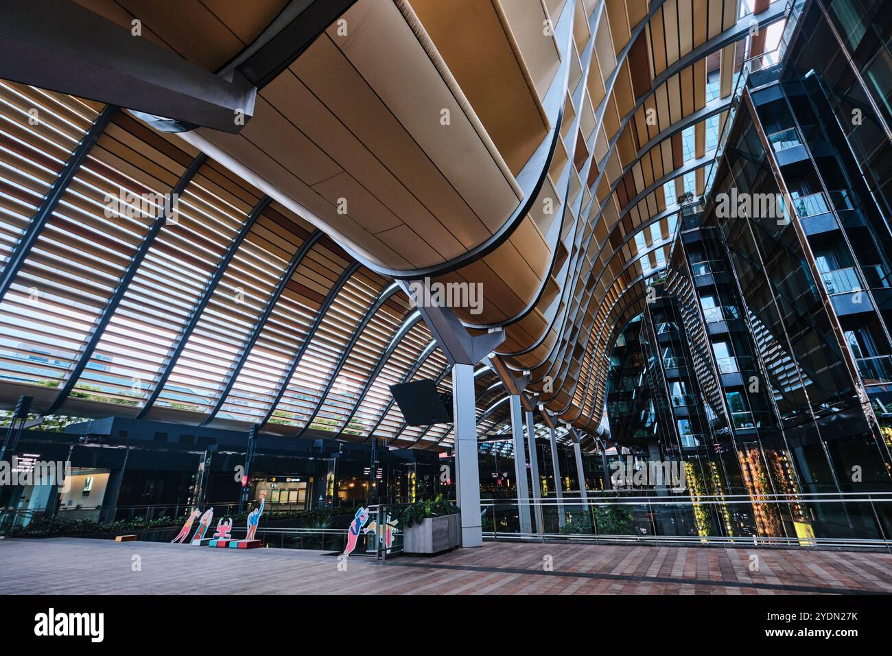 Jw marriott hotel singapore south beach hi-res stock photography and ...