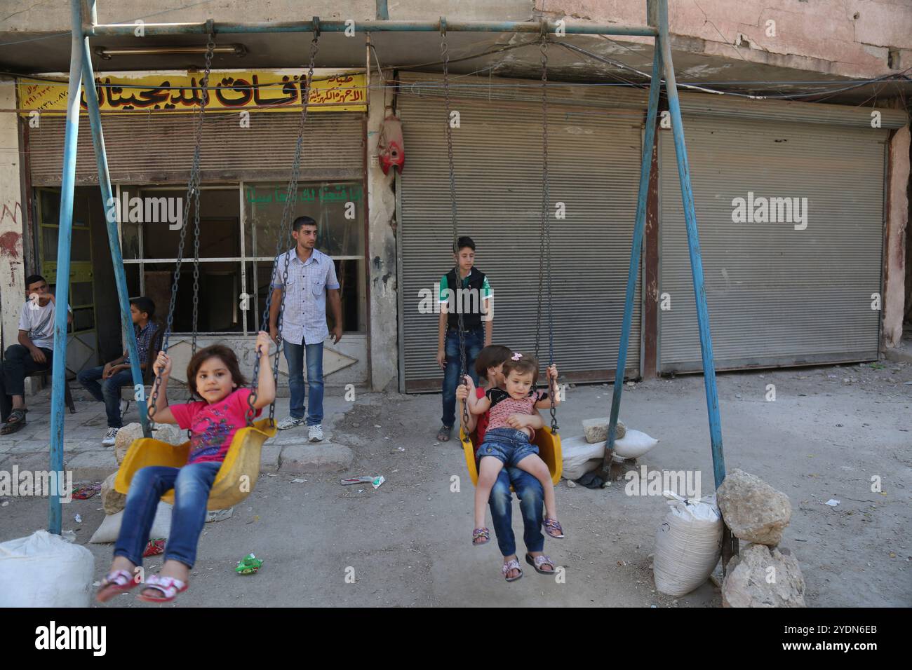 Syrian children hi-res stock photography and images - Alamy