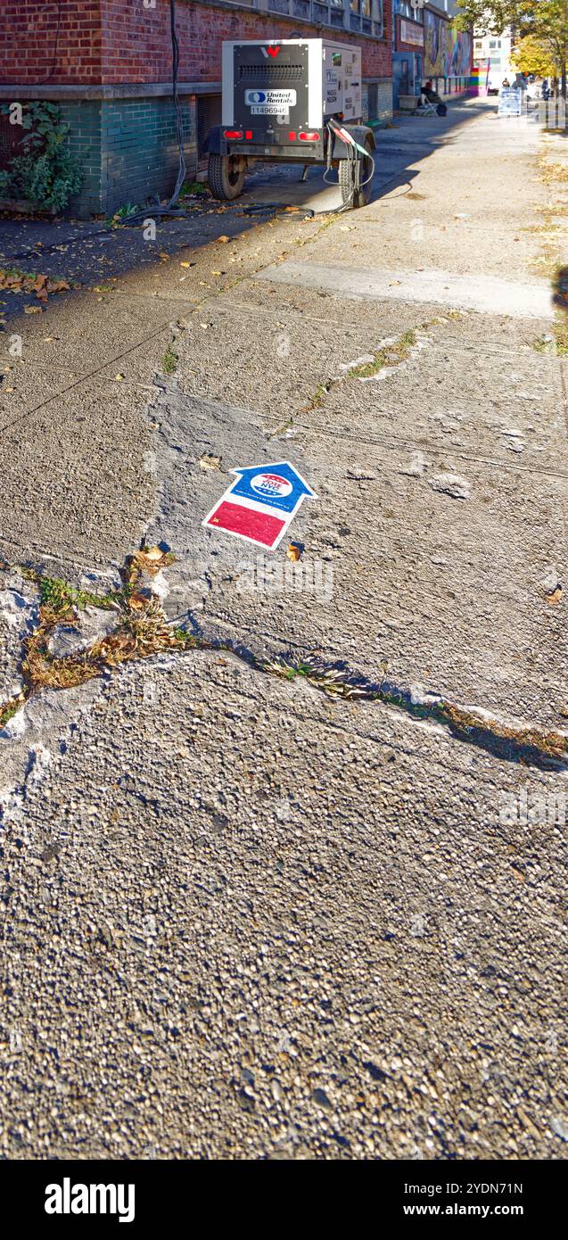 Voting machines 2024 hi-res stock photography and images - Alamy