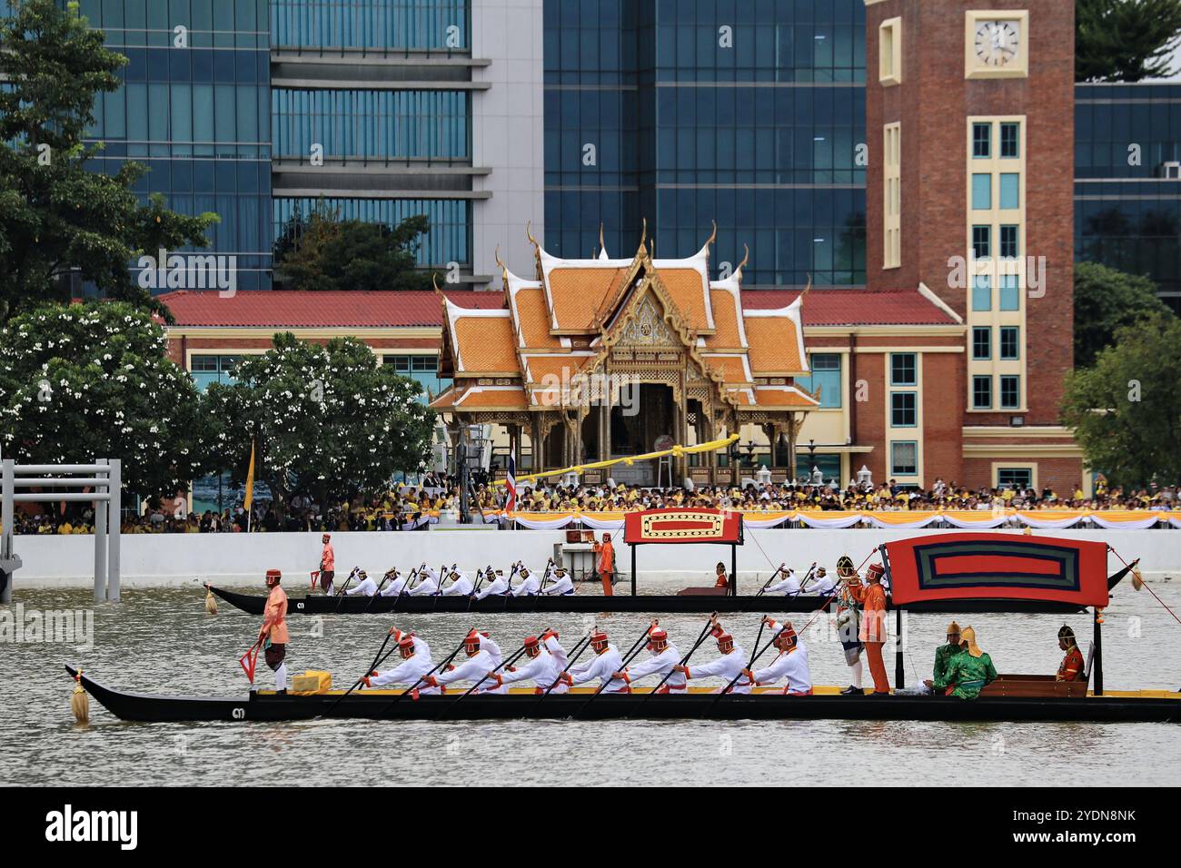 Royal Barge procession on Chao Praya river, Bangkok Stock Photo - Alamy