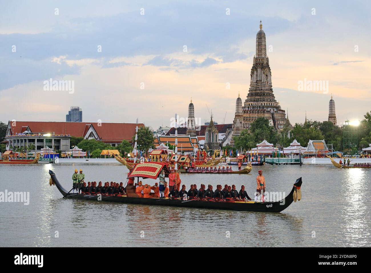 Royal Barge procession on Chao Praya river, Bangkok Stock Photo - Alamy