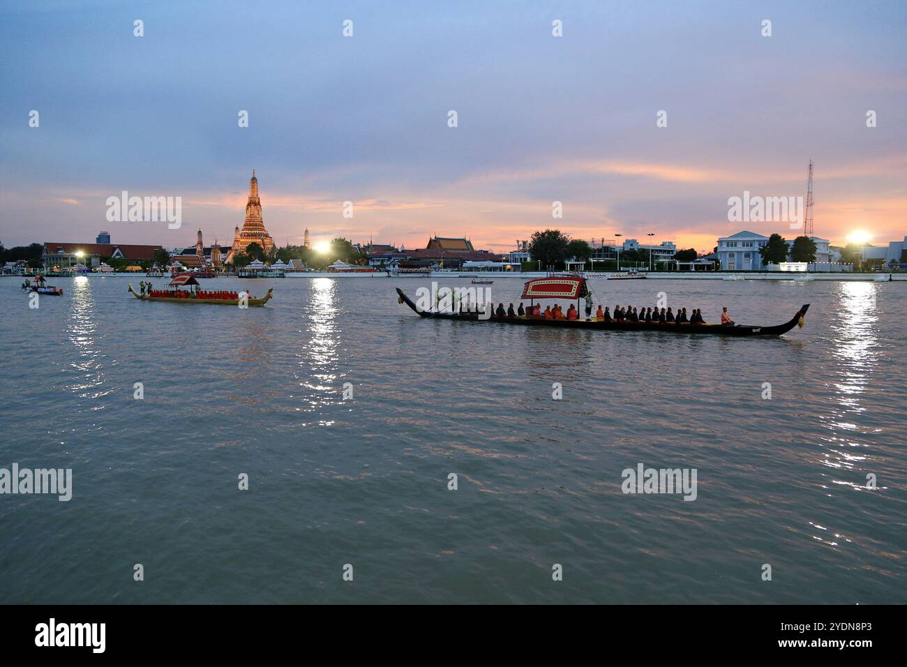 Royal Barge procession on Chao Praya river, Bangkok Stock Photo - Alamy