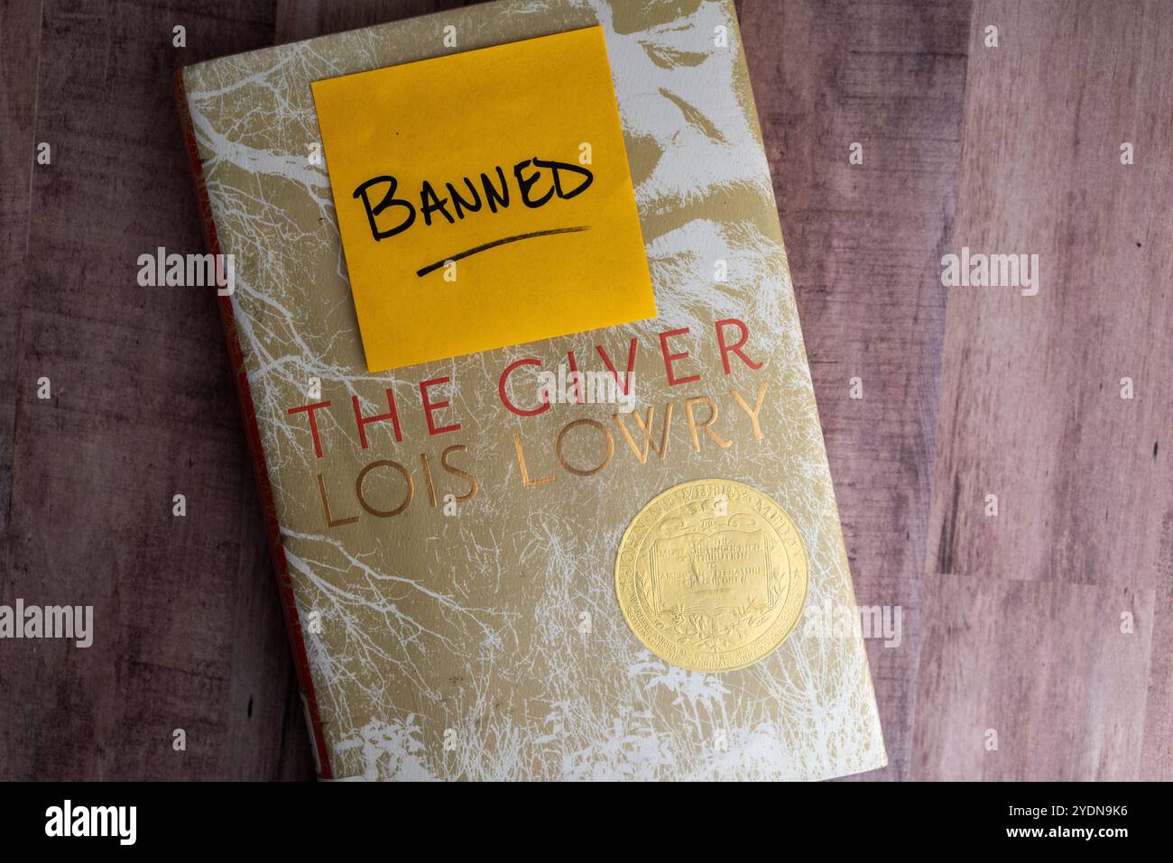 The giver lois lowry hi-res stock photography and images - Alamy