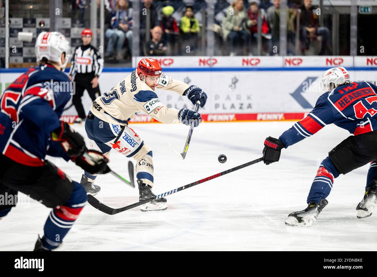 Tylor Spink (90, Schwenninger Wild Wings, SWW ) Owen Headrick (47 ...