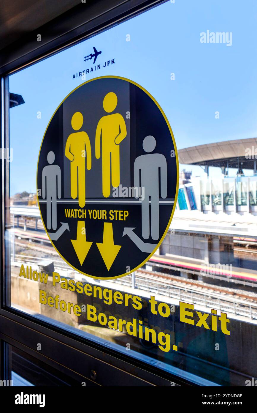 Airtrain city hi-res stock photography and images - Alamy