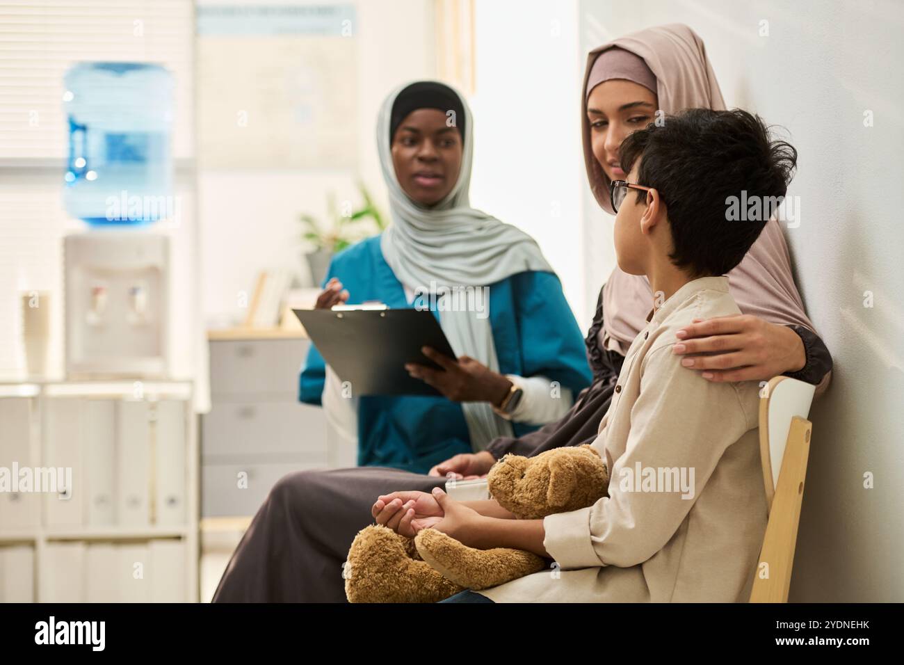 Diverse healthcare professionals showing hi-res stock photography and ...