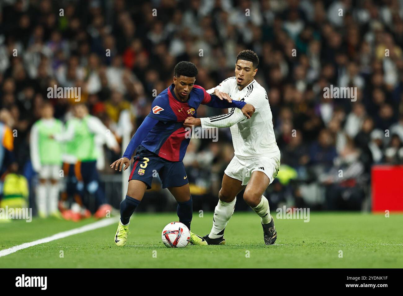 Madrid, Spain. 26th Oct, 2024. (L-R) Alejandro Balde (Barcelona), Jude ...