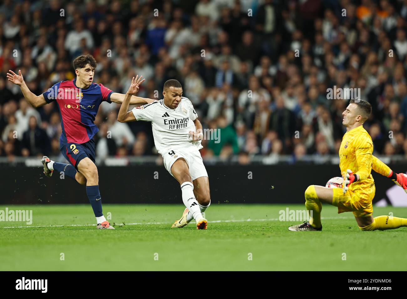 Madrid, Spain. 26th Oct, 2024. (L-R) Pau Cubarsi (Barcelona), Kylian ...