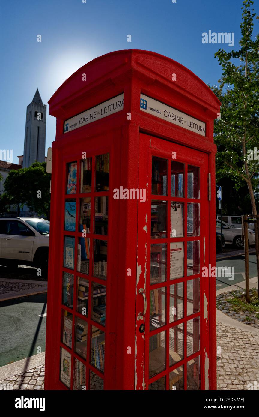 Phone booth library hi-res stock photography and images - Alamy