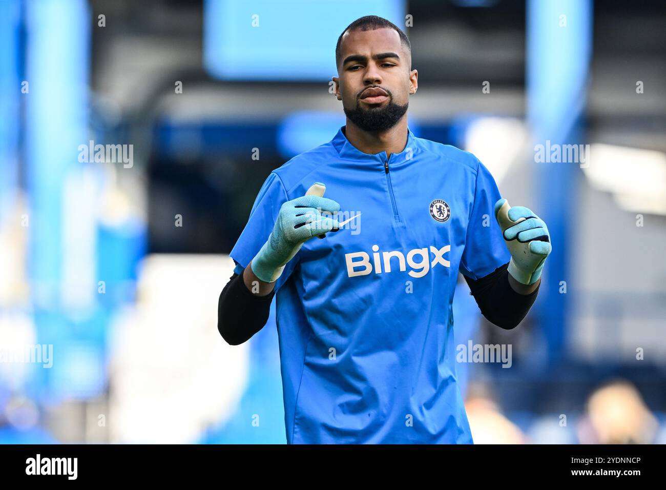 Robert Sánchez of Chelsea during the pre-game warm up ahead of the ...