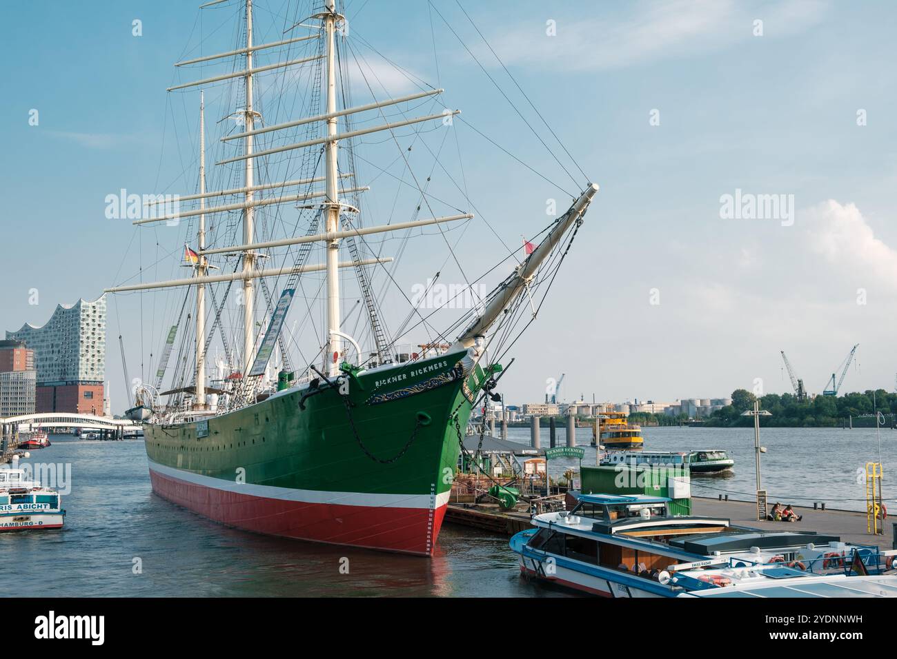 Concert hall ship on hi-res stock photography and images - Alamy