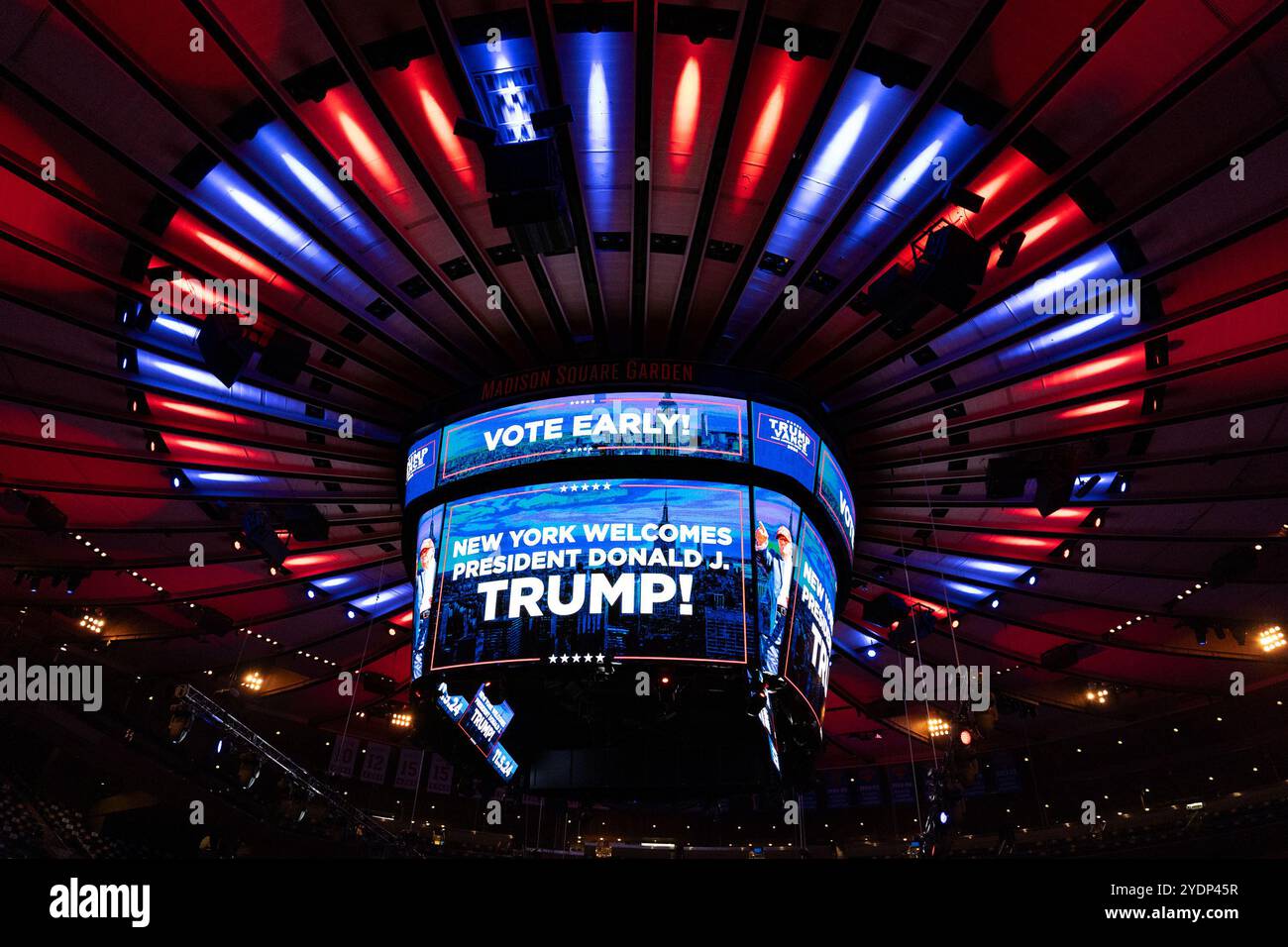 New York, USA. 27th Oct, 2024. The Madison Square Garden Jumbotron ...