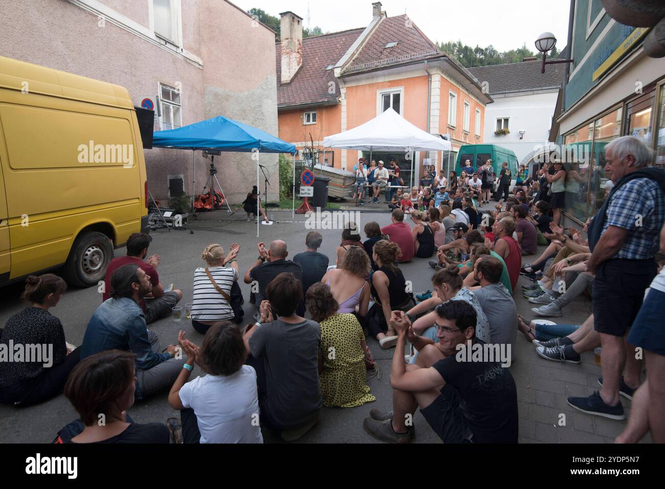 a group of people being together, spectator at an event group of people ...