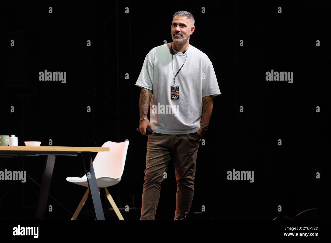 Der Rapper Bushido Anis Mohamed Youssef Ferchichi zusammen mit seiner ...