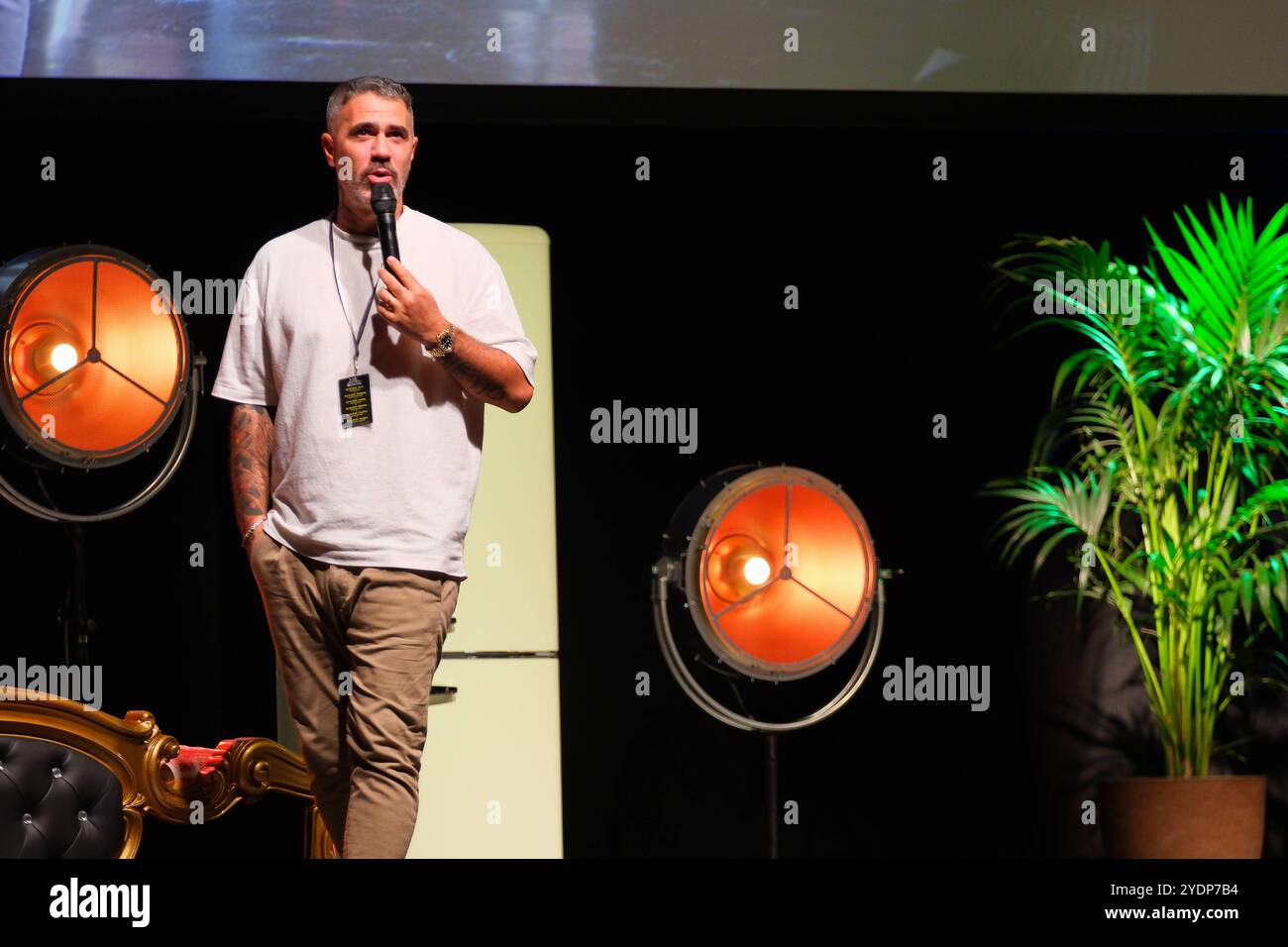 Der Rapper Bushido Anis Mohamed Youssef Ferchichi zusammen mit seiner ...