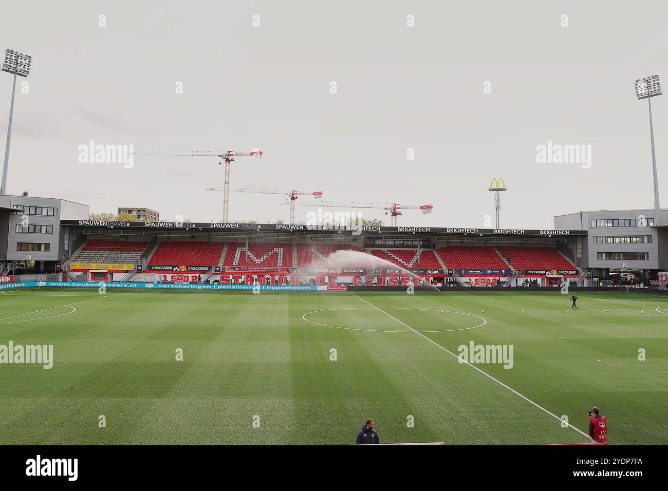MAASTRICHT, Netherlands. 27th Oct, 2024. football, Dutch Keuken ...