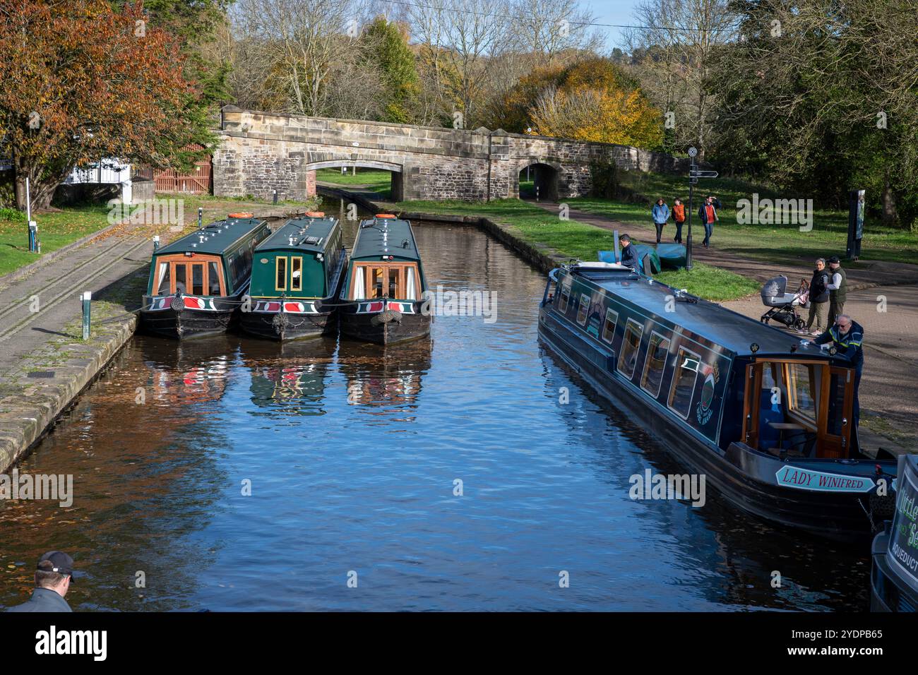 Canal boats in Trevor Basin, on the Llangollen canal in Wales Stock ...
