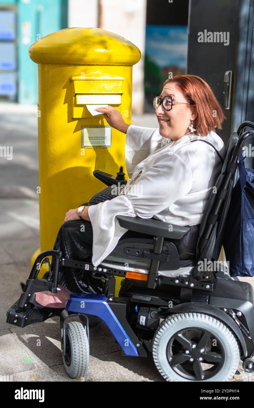 Inclusivity female hi-res stock photography and images - Alamy