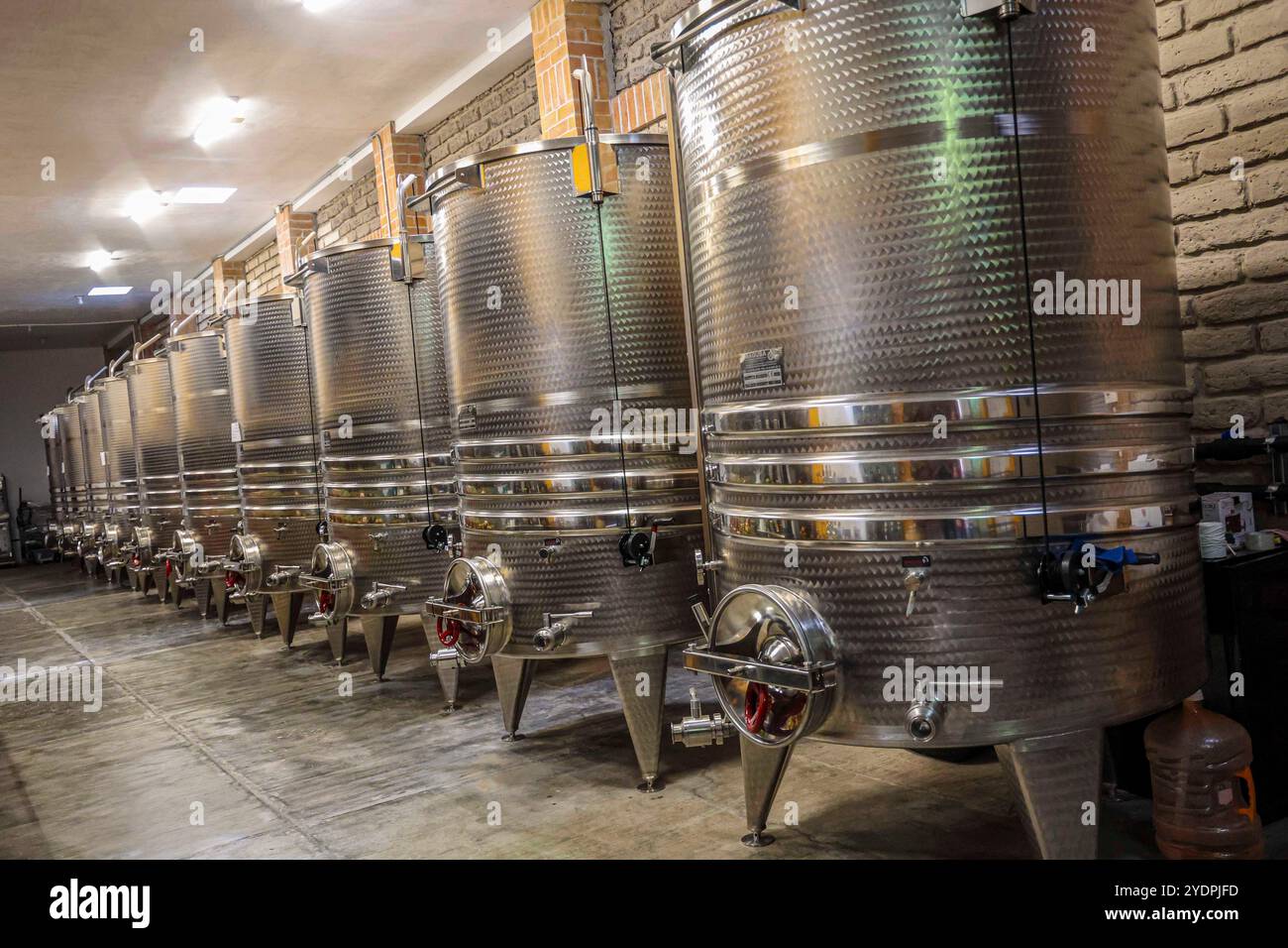 Conjunto de contenedores hi-res stock photography and images - Alamy