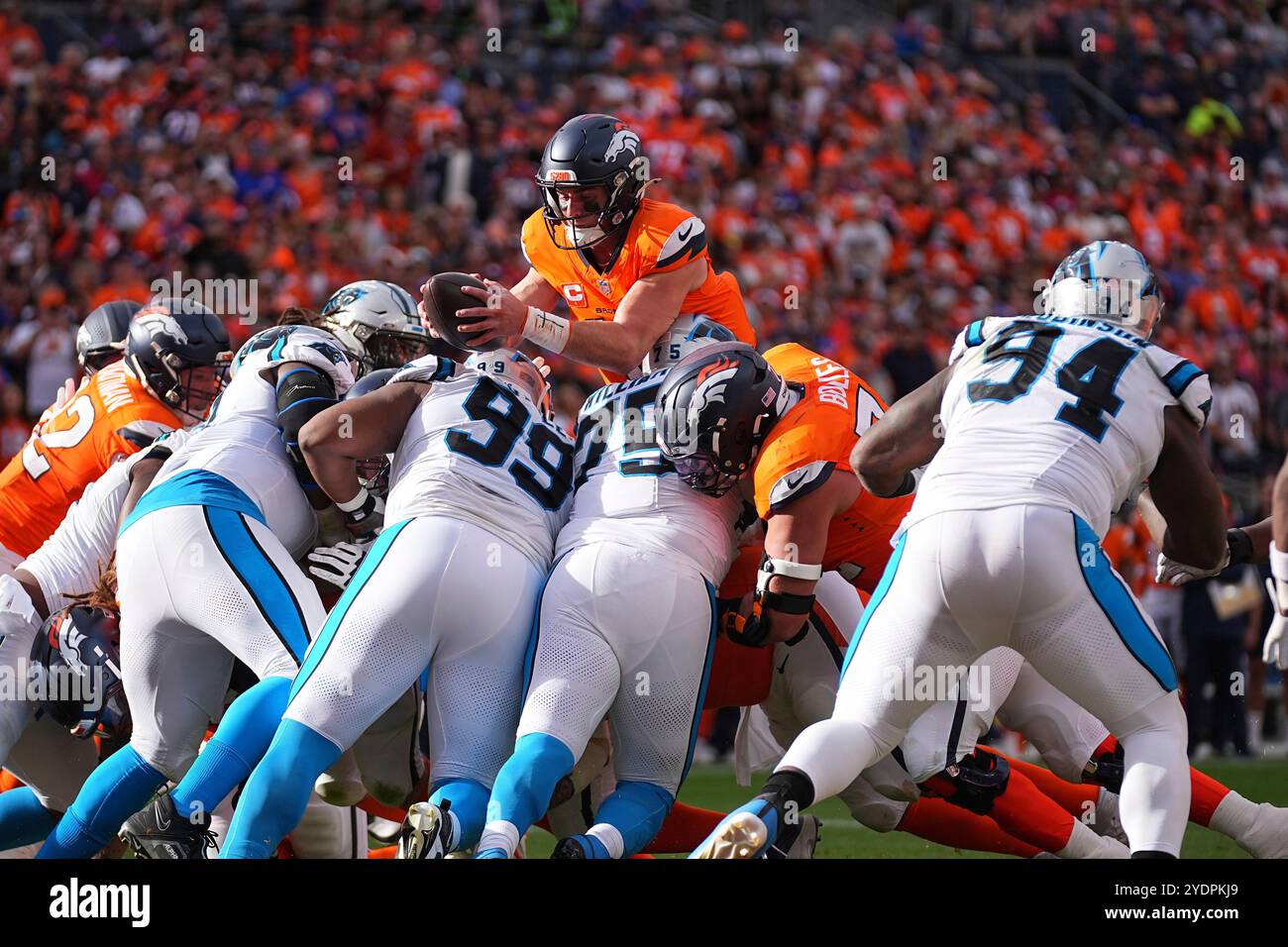Denver Broncos quarterback Bo Nix (10) scores a touchdown against the ...
