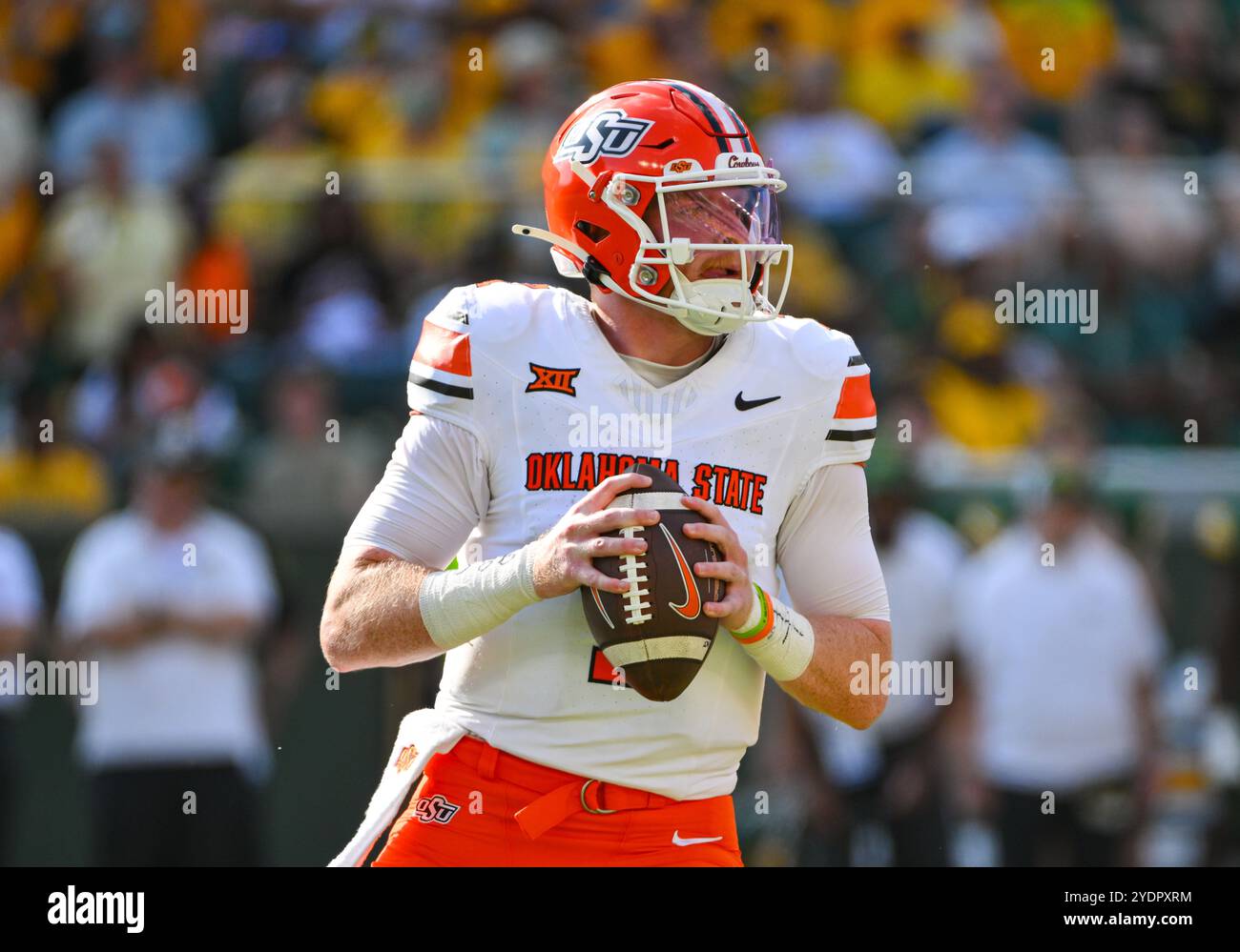 Waco, Texas, USA. 26th Oct, 2024. Oklahoma State Cowboys quarterback ...