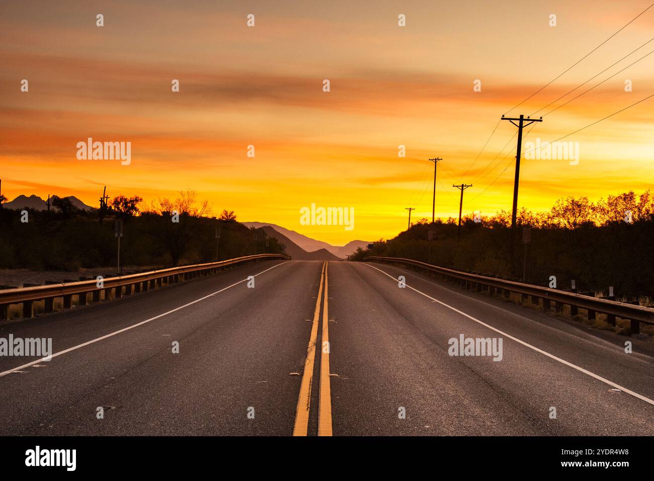 Awe sunset hi-res stock photography and images - Alamy