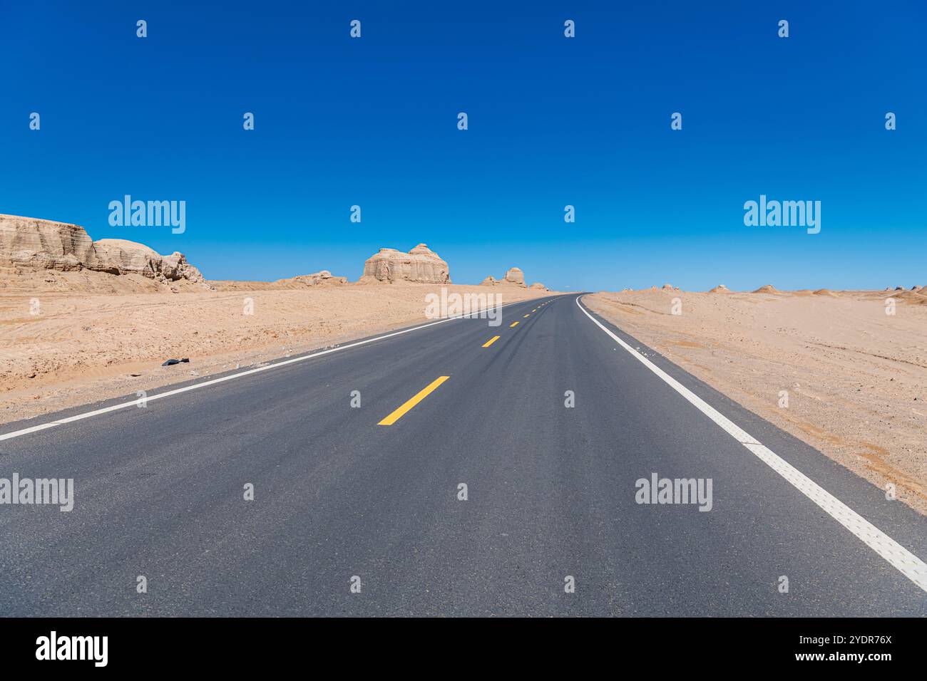 Qinghai-Xinjiang Highway, known as the China National Highway 315 (G315 ...