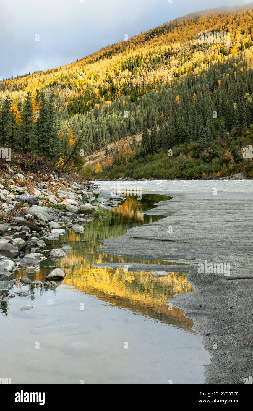 North America; United States; Alaska Range Mountains; Denali National ...