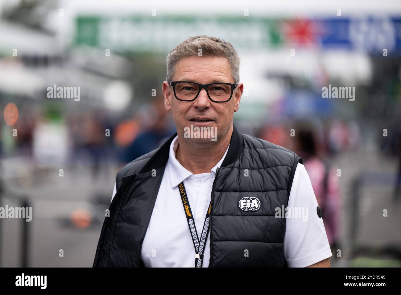 Bernd Maylaender (Deutschland, FIA Safety Car Fahrer) in der ...