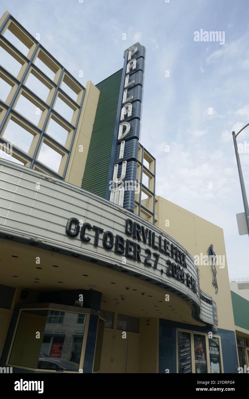 Orville peck singer hi-res stock photography and images - Alamy