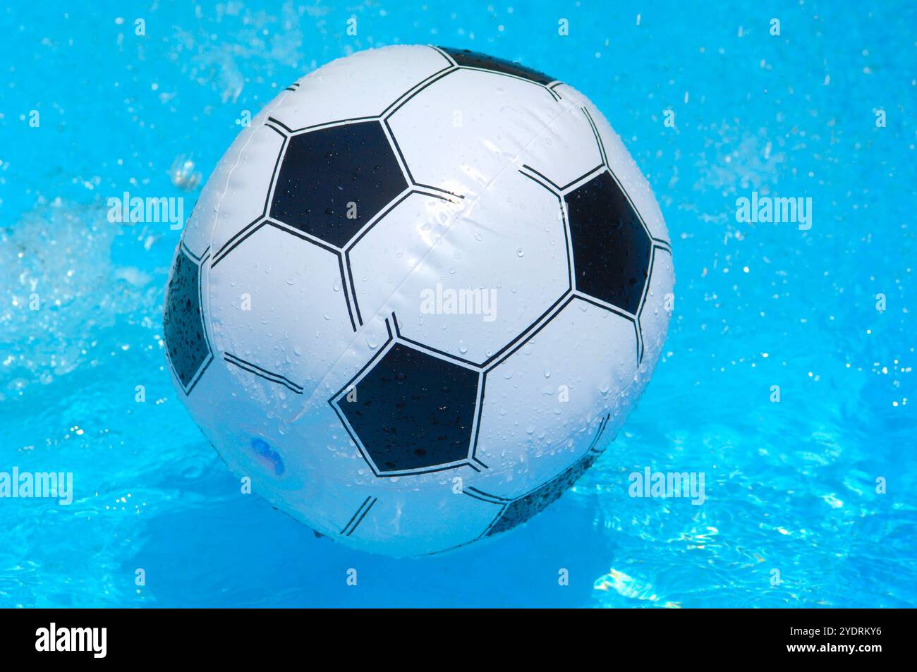 Beach ball hi-res stock photography and images - Alamy