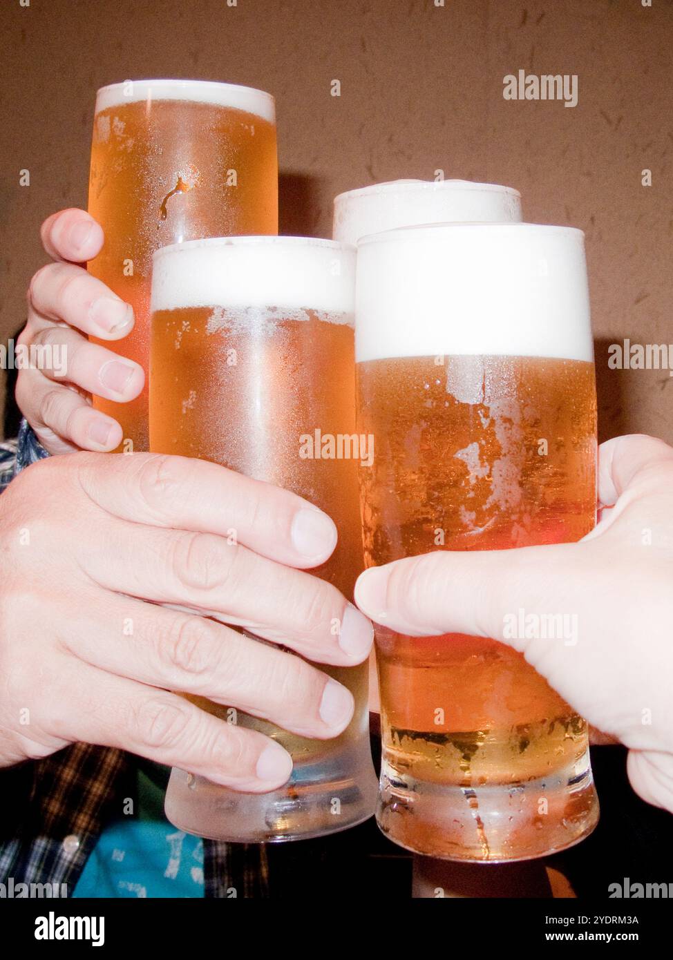 Beer toast hi-res stock photography and images - Alamy