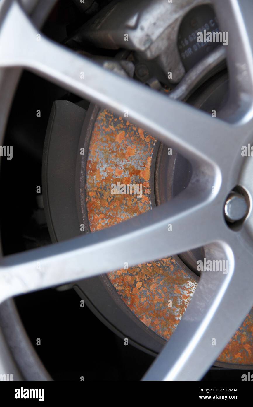 Rusty disc brakes Stock Photo - Alamy