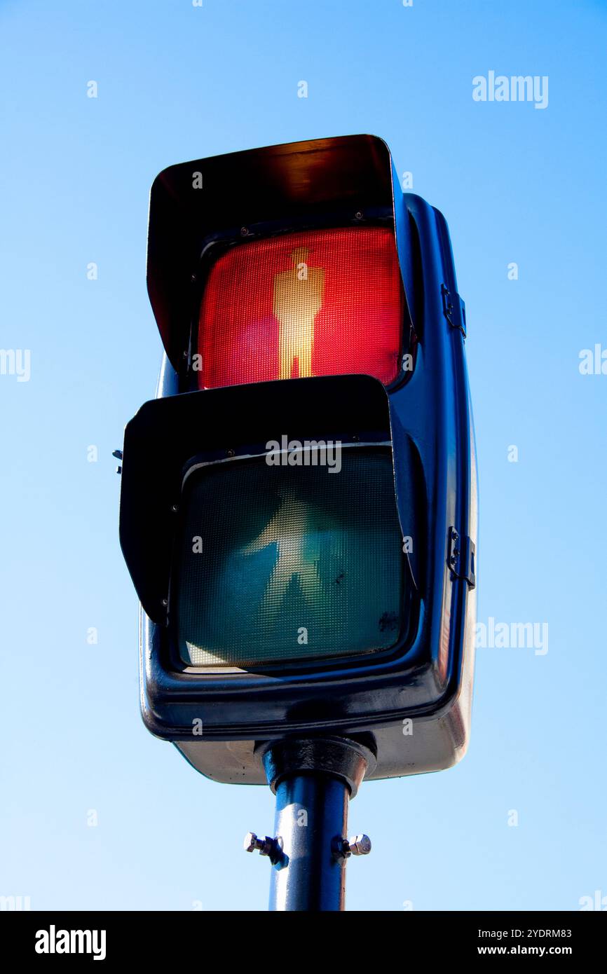 Pedestrian traffic signals Stock Photo - Alamy