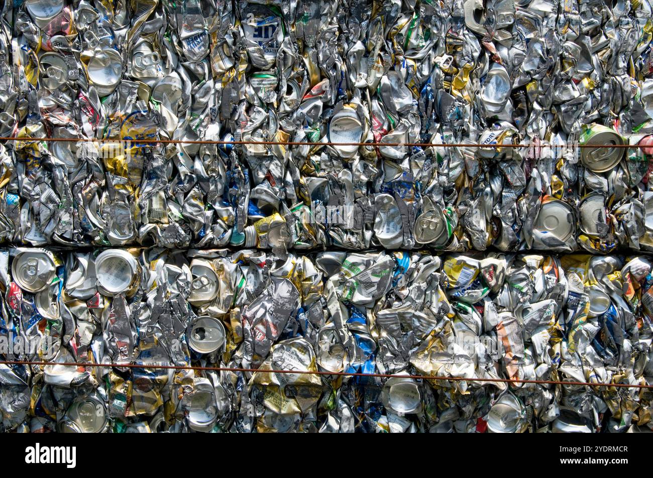 Recyclable empty cans Stock Photo - Alamy