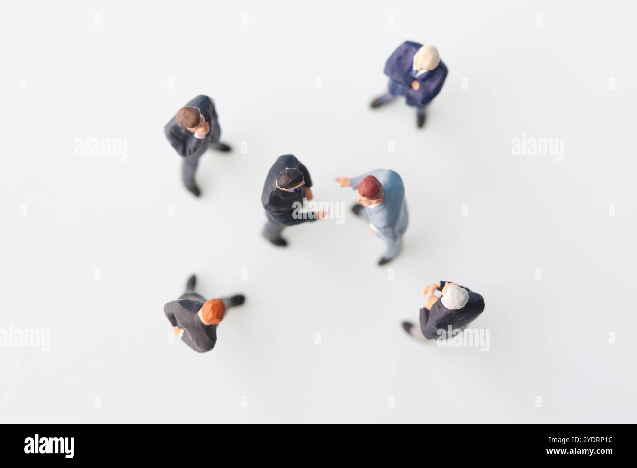Handshake meeting top view hi-res stock photography and images - Alamy