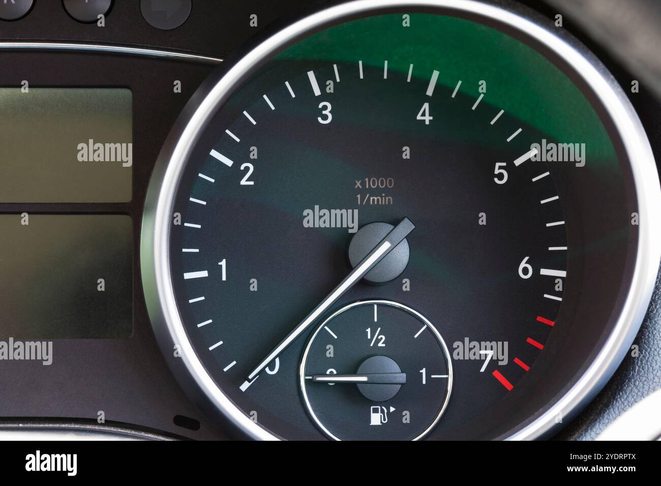 Driving gauges hi-res stock photography and images - Alamy