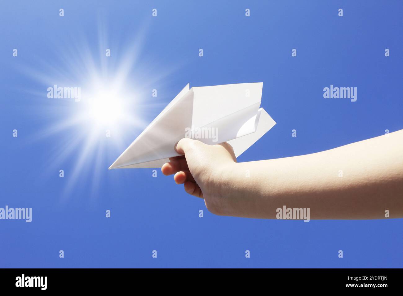 Paper aeroplane hi-res stock photography and images - Alamy