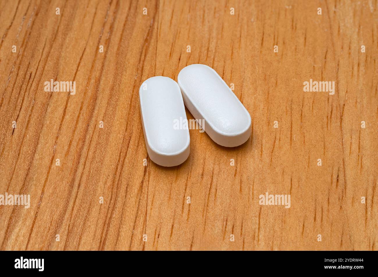 Tylenols hi-res stock photography and images - Alamy