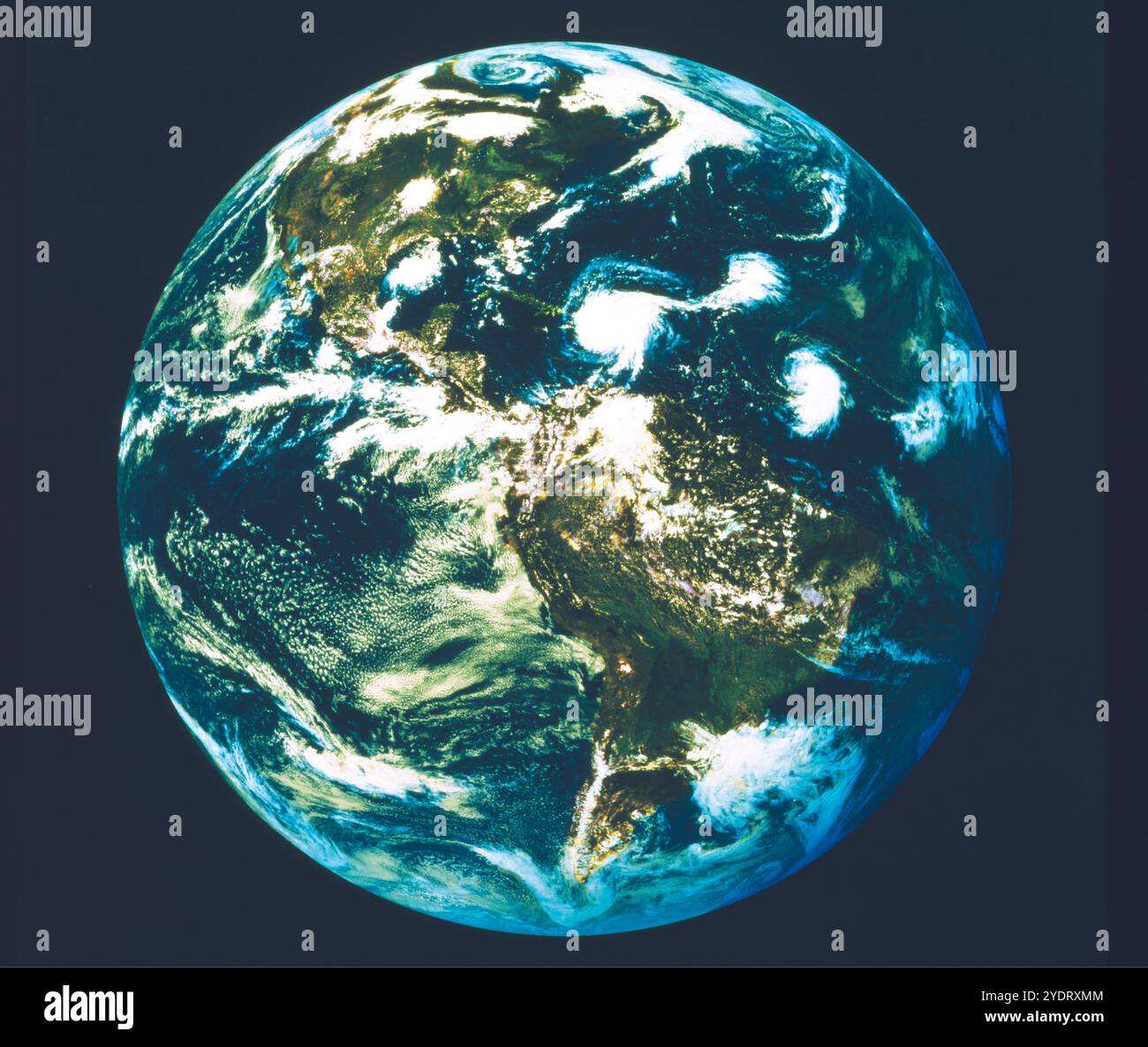 Photo of the earth hi-res stock photography and images - Alamy