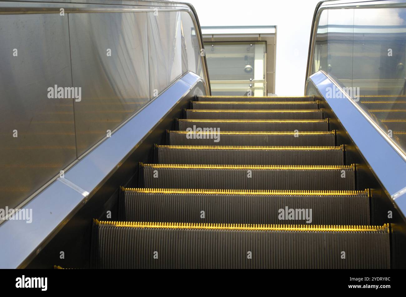 Elevator and escalator hi-res stock photography and images - Alamy
