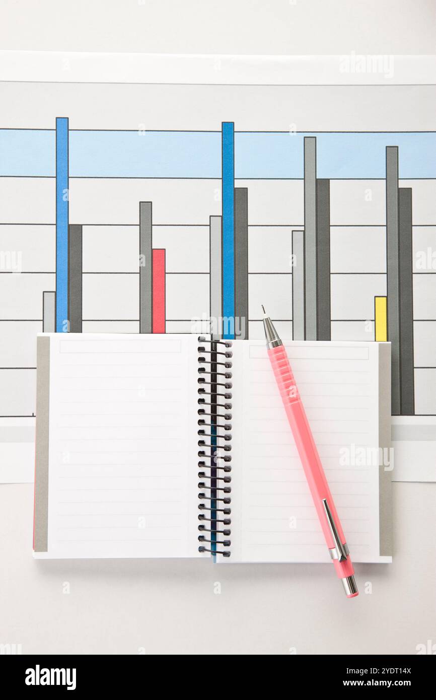 Global graphs hi-res stock photography and images - Alamy